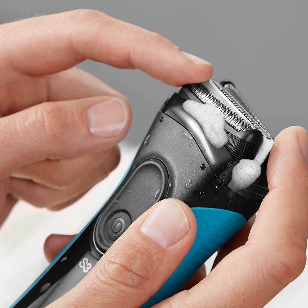 Braun Series 3 Review - Can Braun's Cheapest Shaver Deliver?